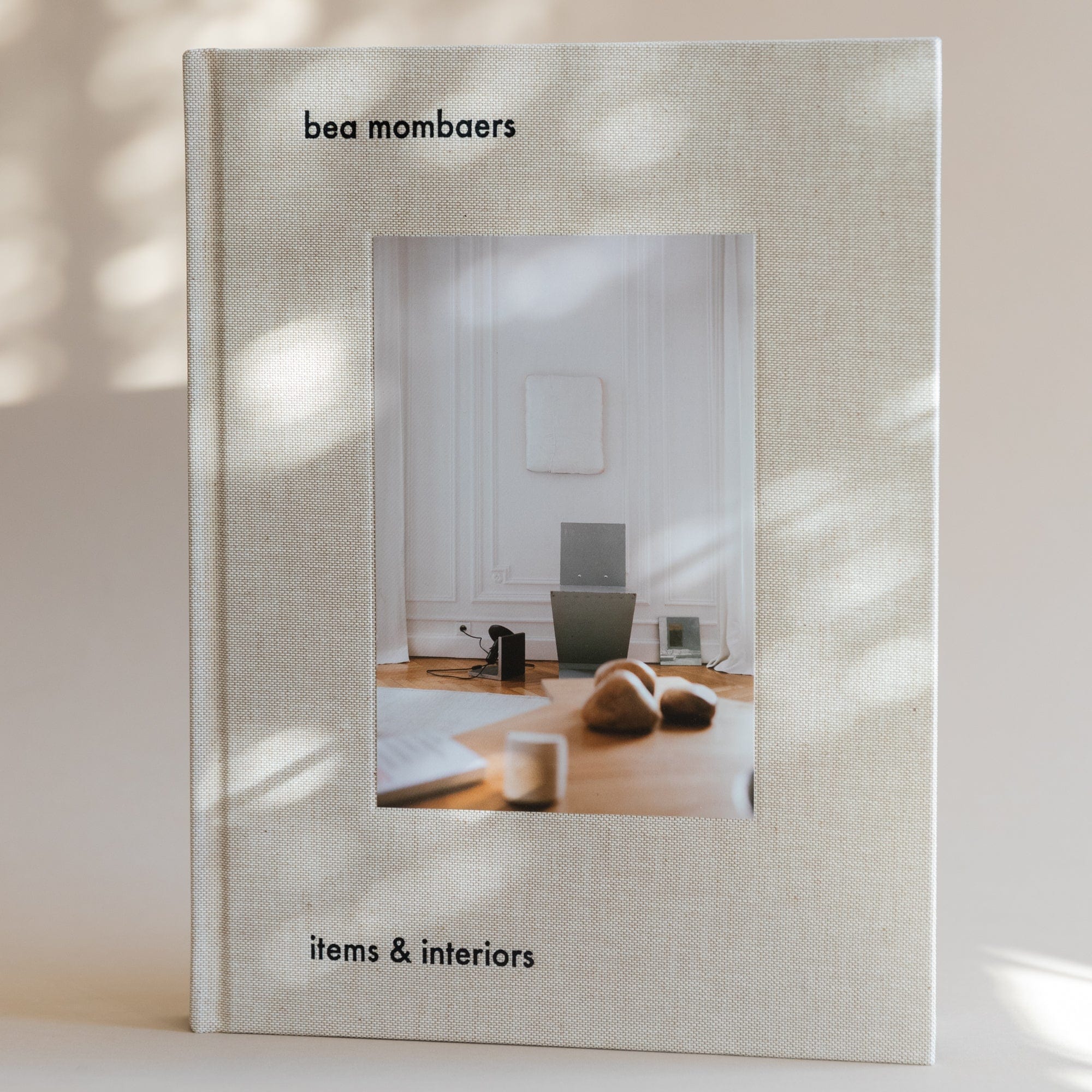 Bea Mombaers: Items & Interiors