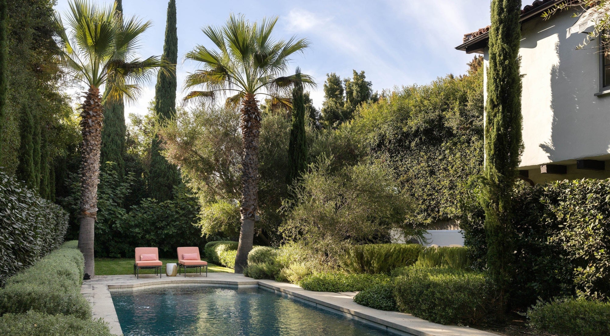 449 N. Las Palmas Avenue